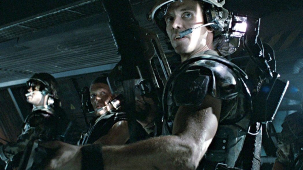 ALIENS: BUG HUNT Book Review: Xenomorph Tales To Mildly Thrill And ...